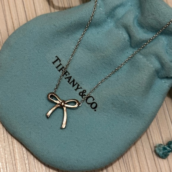 Tiffany & Co. | Jewelry | Tiffany Co Bow Necklace | Poshmark